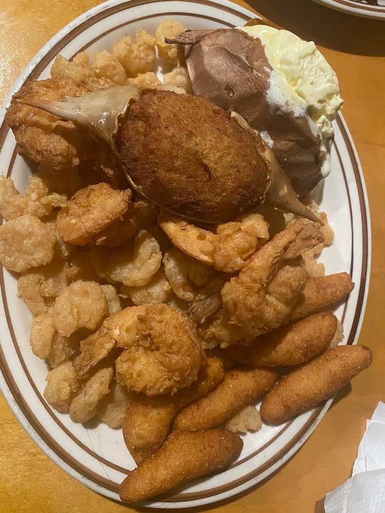 Home | Riverside Fish House